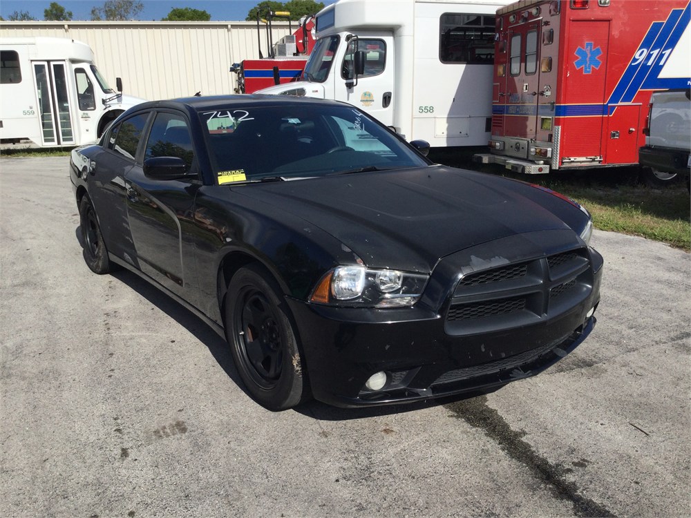 BIDERA Government Auctions - 2012 Dodge Charger PPV