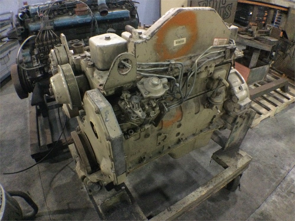 BIDERA Government Auctions - 1993 Cummins 6 cylinders Diesel Engine