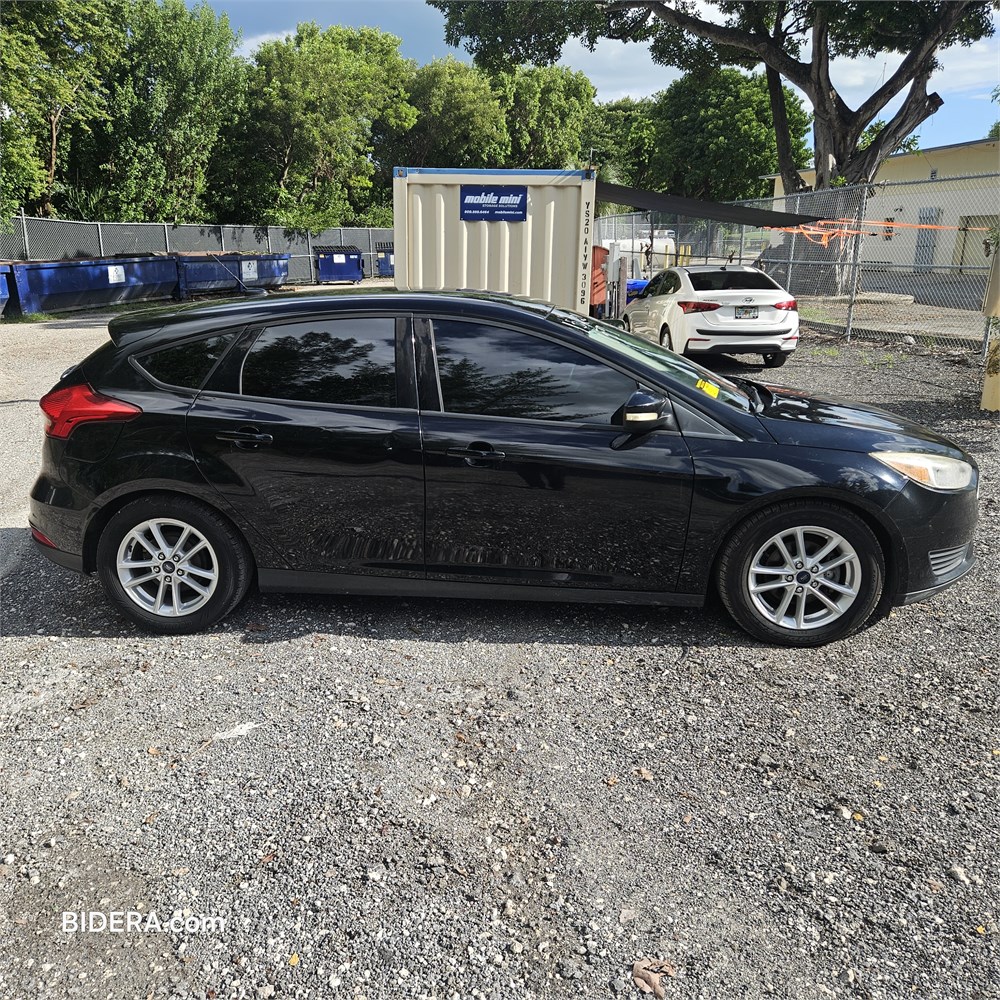 BIDERA Government Auctions - 2016 Ford Focus (Unmarked Police Unit)
