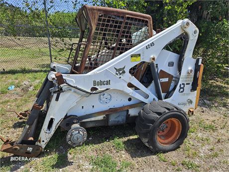 BIDERA Government Auctions - Bobcat 873 Advantage Series Skid Steer (No Keys)