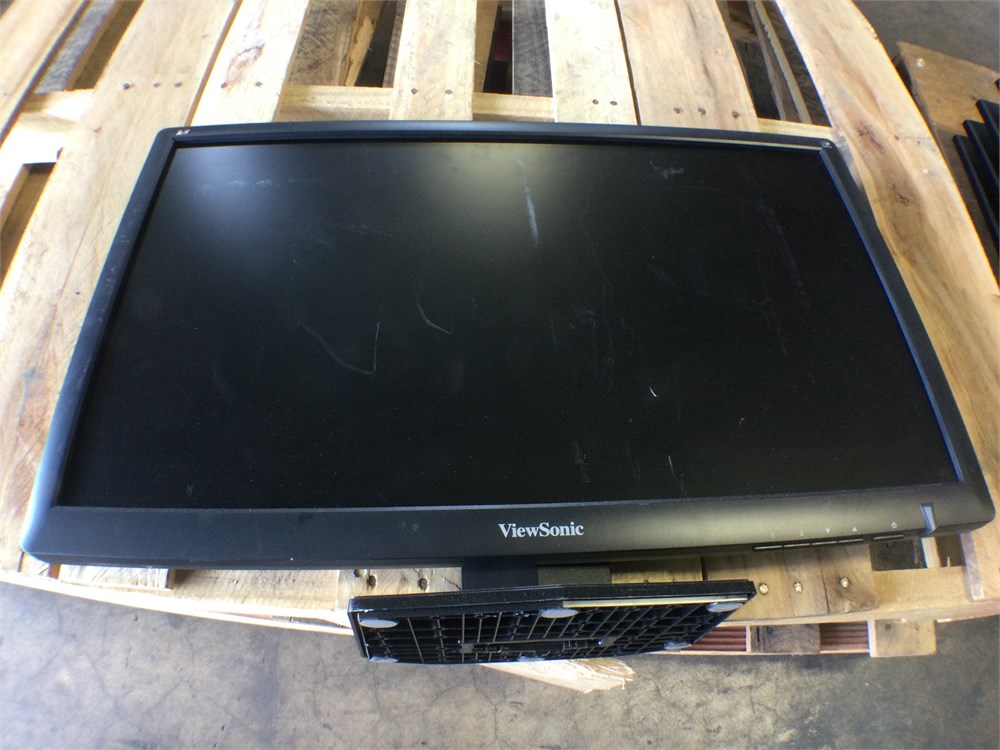 BIDERA Government Auctions - Mix lot of (19) View Sonic Monitors