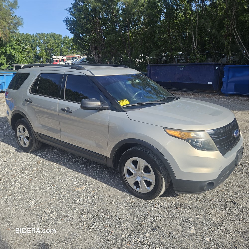 BIDERA Government Auctions - 2015 Ford Explorer Police Interceptor AWD ...