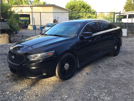 BIDERA Government Auctions - 2015 Ford Taurus Police Interceptor AWD