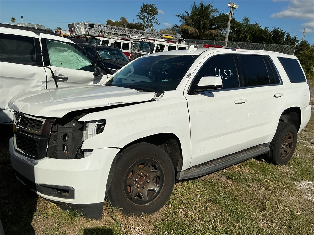BIDERA Government Auctions - 2016 Chevy Tahoe PPV (Collision Damage)