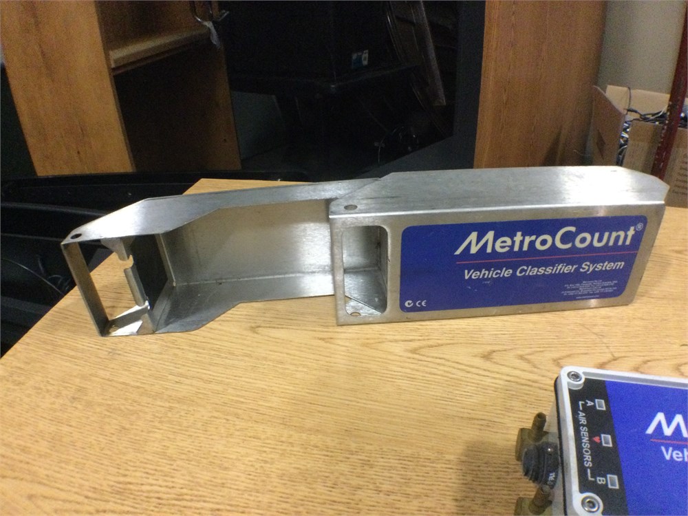 BIDERA Government Auctions - Traffic Metro Count Vehicle Classifier System