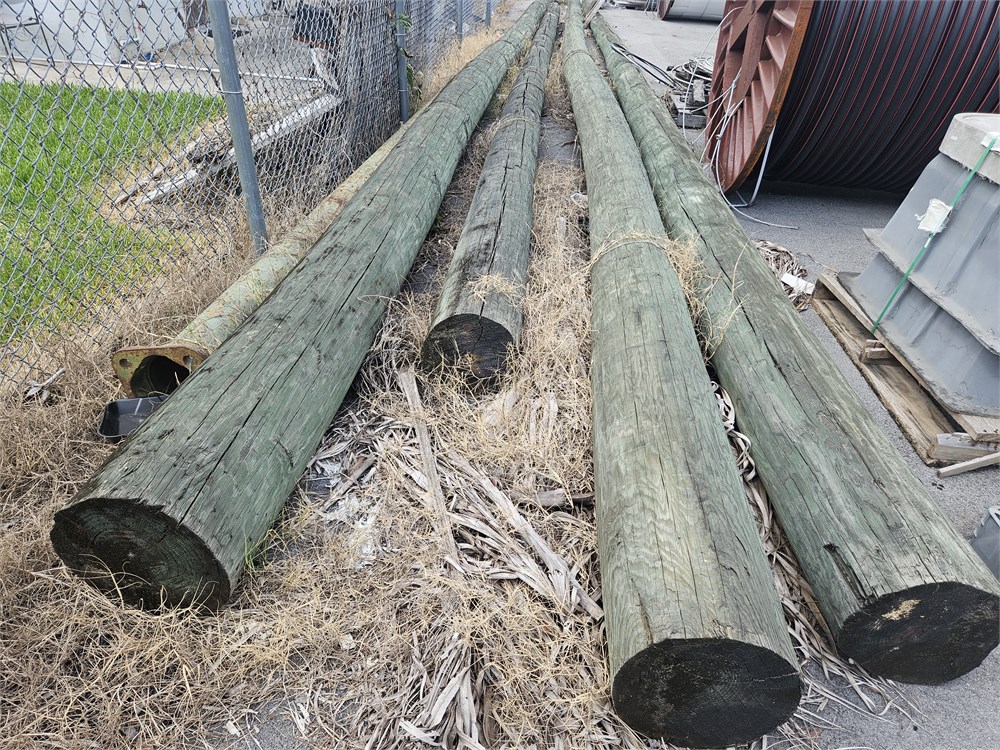 BIDERA Government Auctions - (4) Wood Class 2 Electrical Street Poles