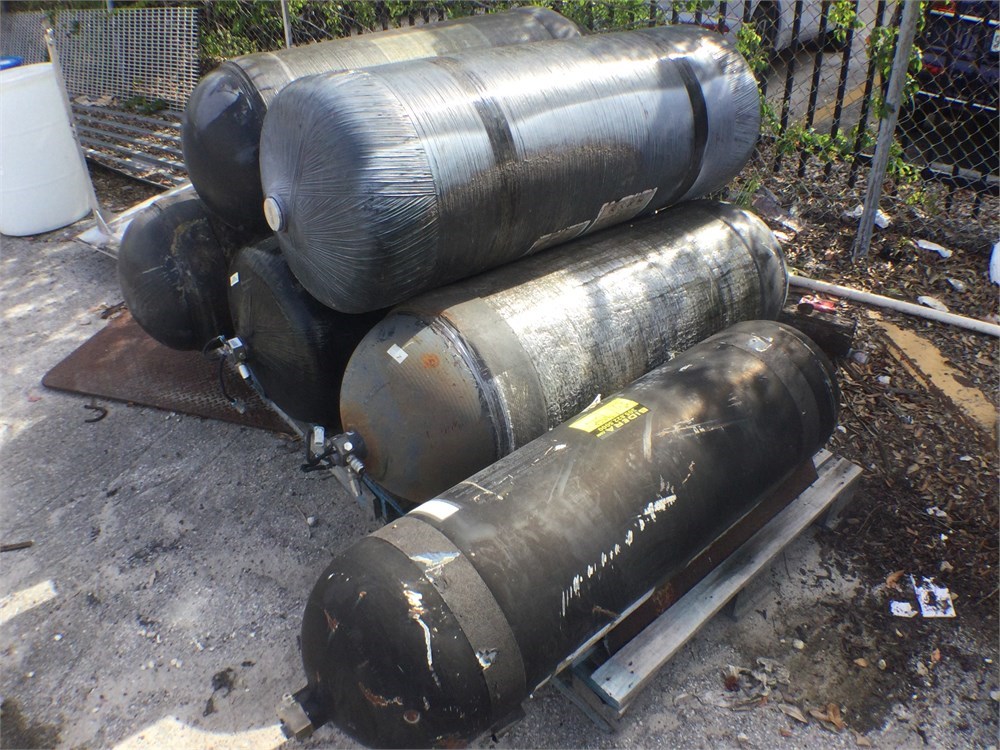 BIDERA Government Auctions - (06) Propane Tanks (Scrap)