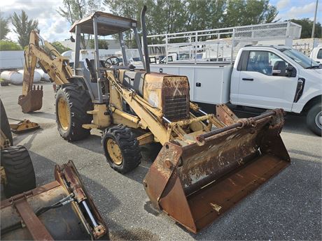 BIDERA Government Auctions - 1994 Ford 675D Turbo 4x4 Backhoe Loader ...