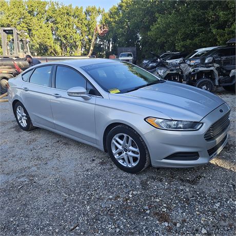 BIDERA Government Auctions - 2013 Ford Fusion SE EcoBoost (Unmarked ...