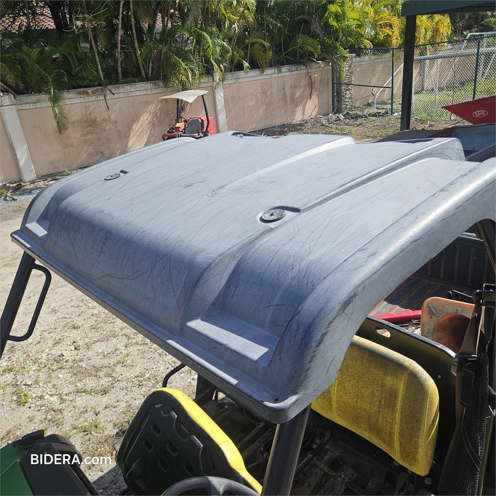 BIDERA Government Auctions - 2021 John Deere Gator HPX615E 4x4