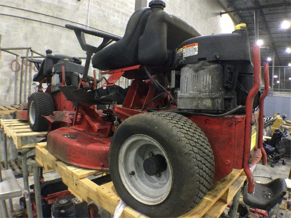 BIDERA Government Auctions - Snapper Ride on Mower