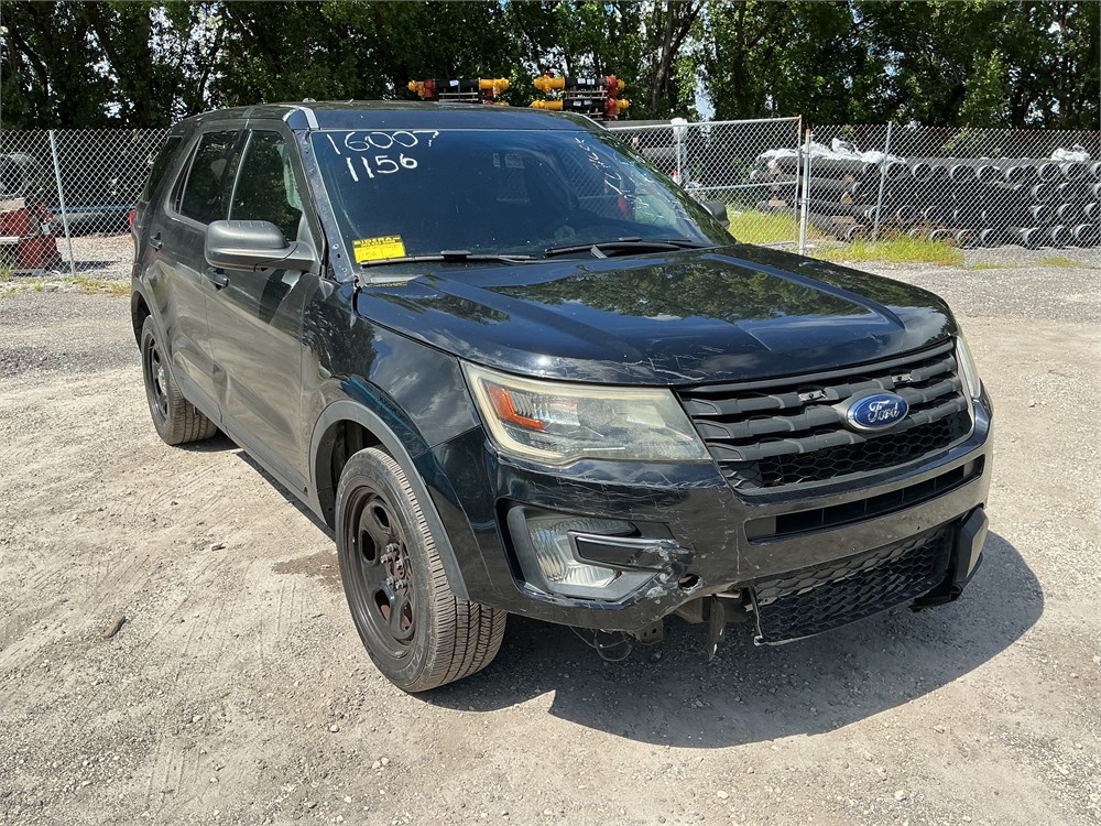 BIDERA Government Auctions - 2017 Ford Explorer Police Interceptor (AWD)