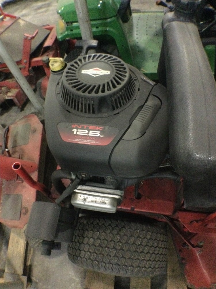BIDERA Government Auctions - (02) Snapper Ridding Mower