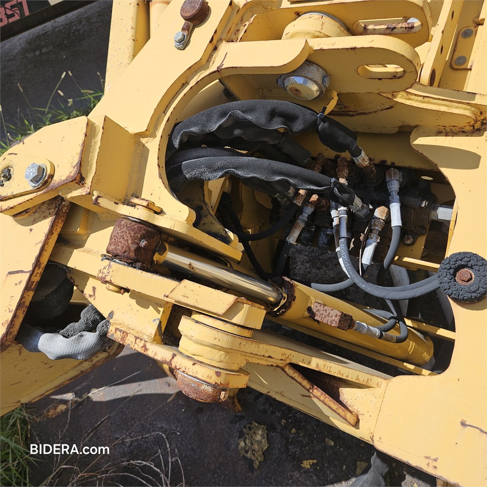 BIDERA Government Auctions - John Deere BH11 Bachoe Attachment