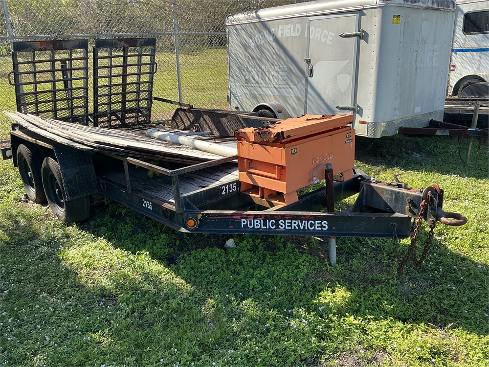 BIDERA Government Auctions - 12ft x 84" Heavy Duty Flatbed Trailer