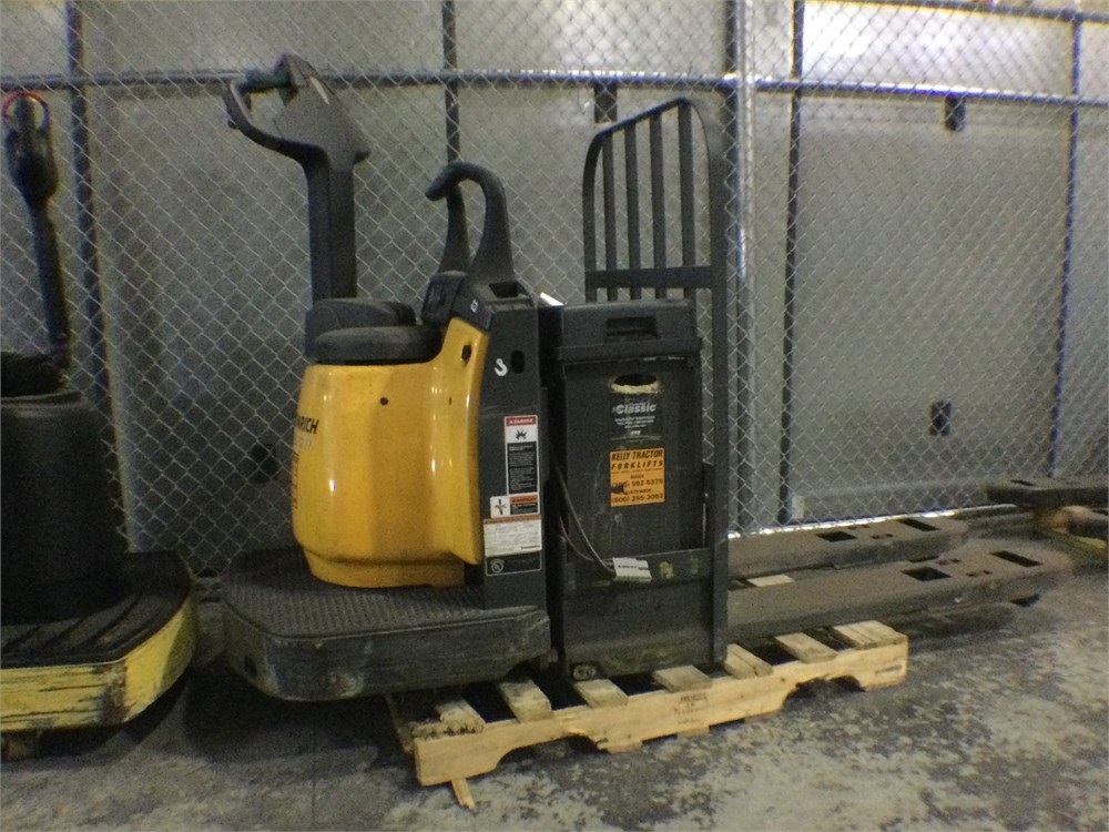 BIDERA Government Auctions - Jungheinrich Electric Pallet Jack ECR327