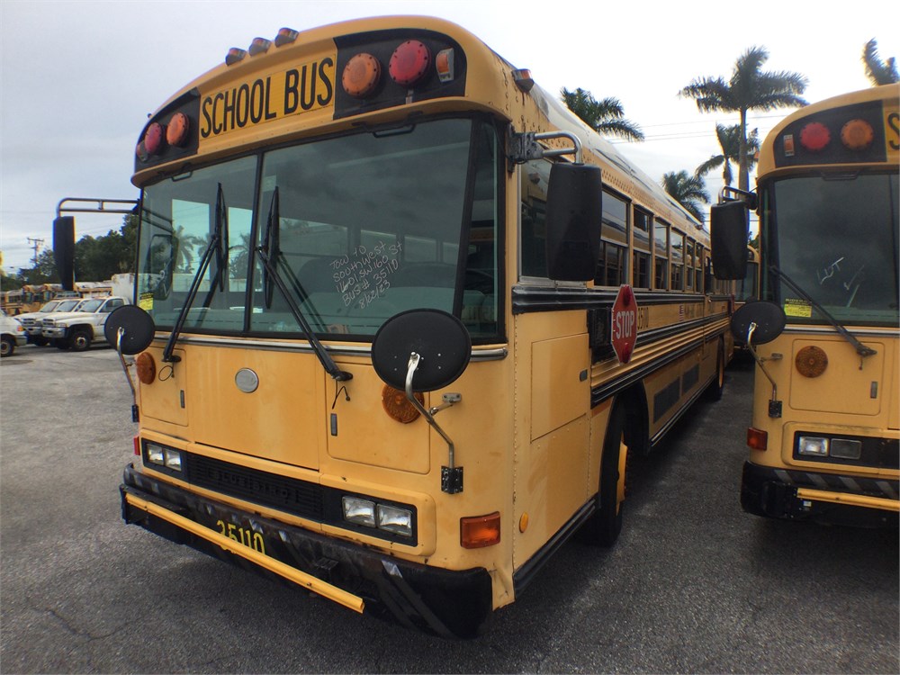 BIDERA Government Auctions - 2005 Blue Bird School Bus (Sold for Scrap)