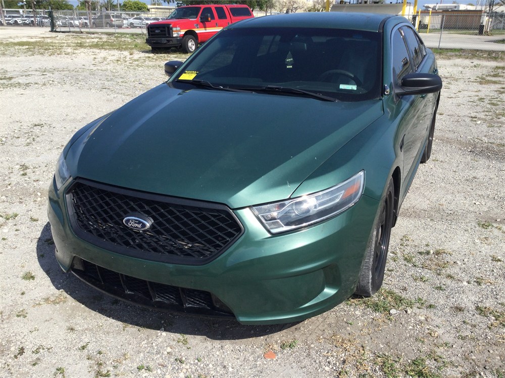 BIDERA Government Auctions - 2016 Ford Taurus Police Interceptor AWD