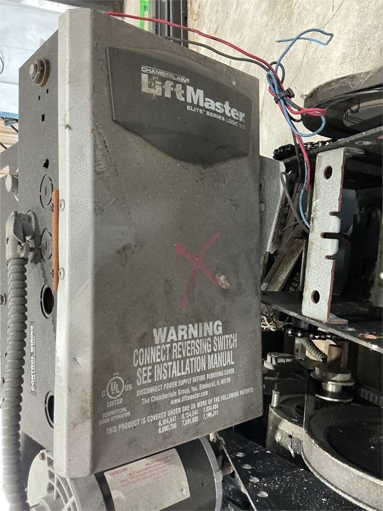BIDERA Government Auctions - (8) LiftMaster Gate Operator Motors