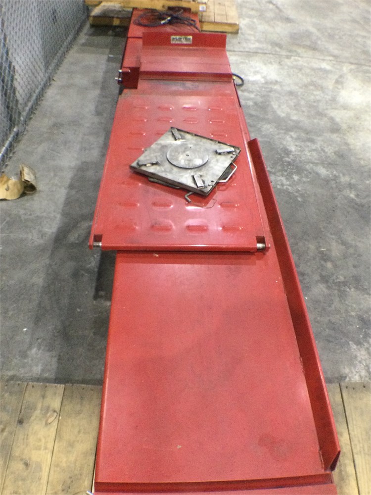 BIDERA Government Auctions - Hunter Alignment Lift RX -12- XL