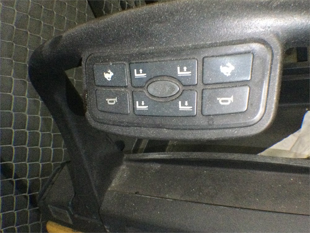 BIDERA Government Auctions - Jungheinrich Electric Pallet Jack ECR327