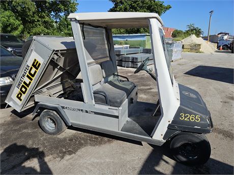 BIDERA Government Auctions - 2003 Club Car CarryAll 2 Plus Golf Cart Police