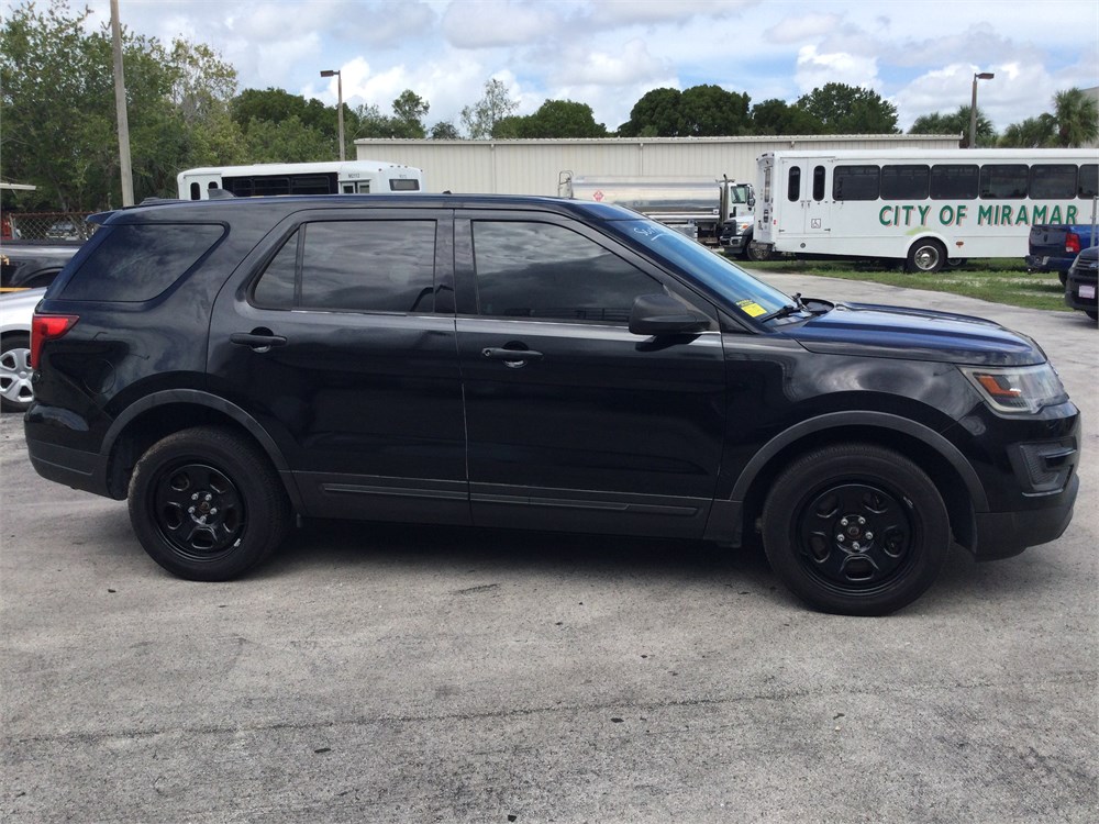 BIDERA Government Auctions - 2018 Ford Explorer Police Interceptor AWD