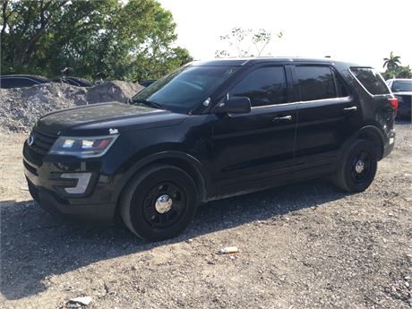 BIDERA Government Auctions - 2017 Ford Explorer Police Interceptor AWD
