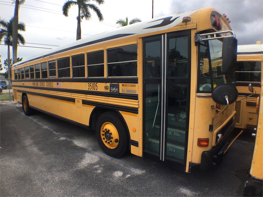 BIDERA Government Auctions - 2005 Blue Bird School Bus (Sold for Scrap)