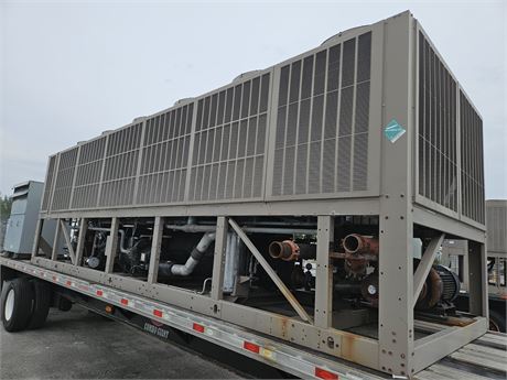 BIDERA Government Auctions - York Chiller (Trailer Not Included)