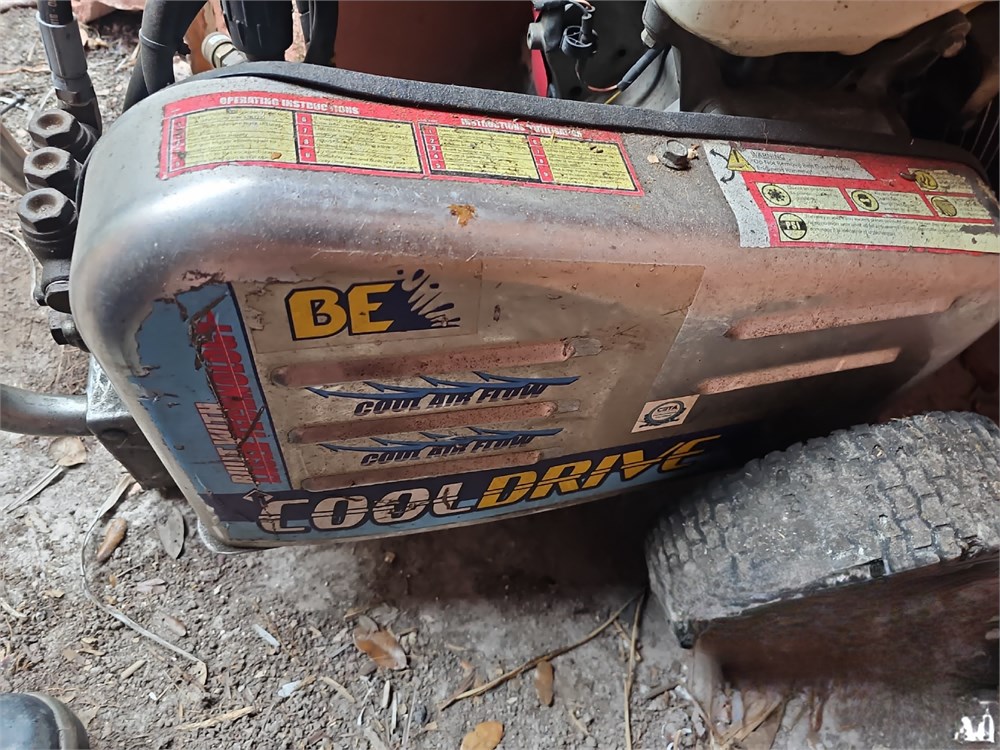 BIDERA Government Auctions - BE Cool Drive Pressure Washer, 13hp Honda ...