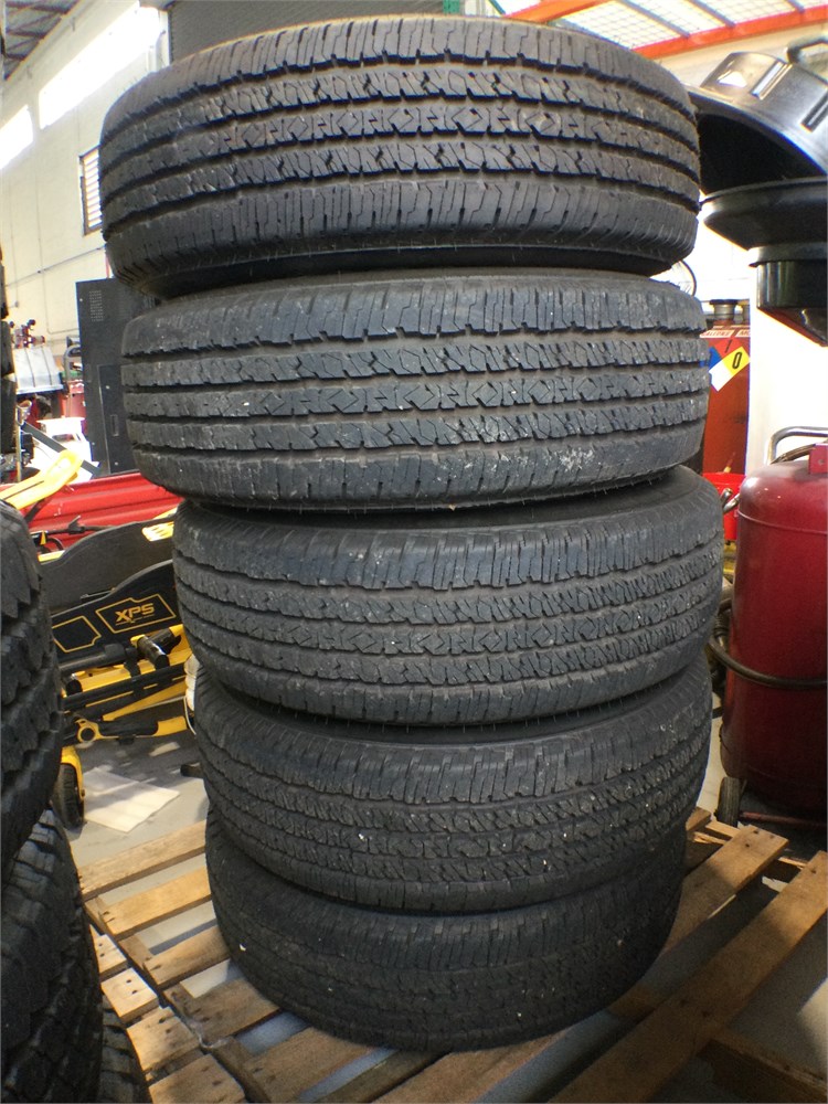 BIDERA Government Auctions - (05) LT 245/ 75/ R17Firestone Transforce ...