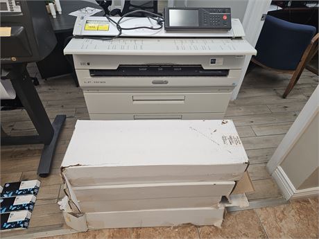 BIDERA Government Auctions - Teriostar LP-1030 S2 Scanner with 4 boxes ...