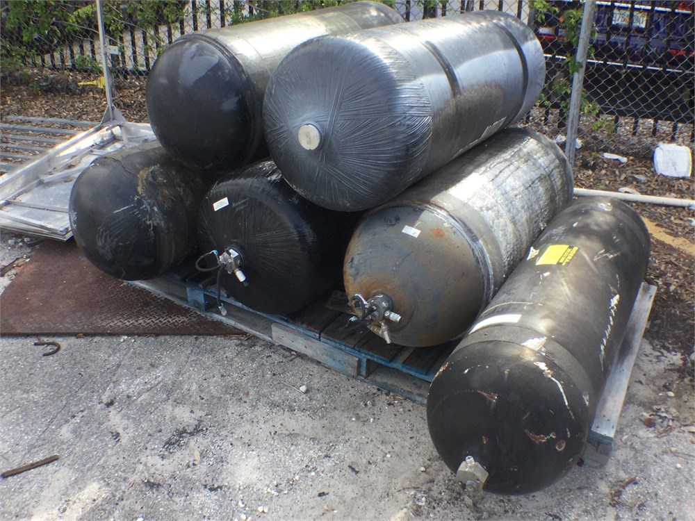 BIDERA Government Auctions - (06) Propane Tanks (Scrap)