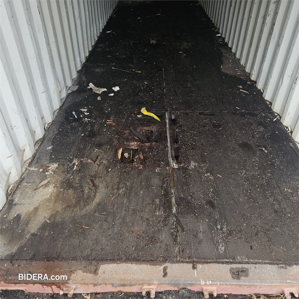 BIDERA Government Auctions - 1996 40' Container