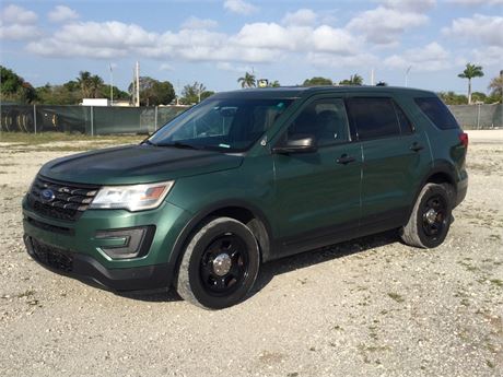 BIDERA Government Auctions - 2017 Ford Explorer Police Interceptor AWD