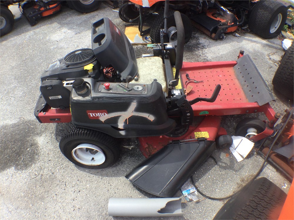 BIDERA Government Auctions - Toro Timecutter Z 4220 Ride On Mower (For ...