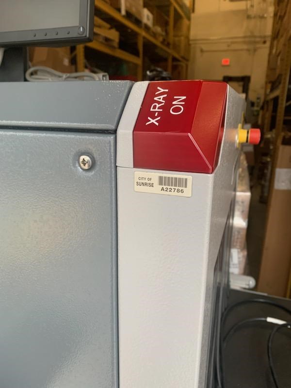 BIDERA Government Auctions - X-RAY Machine Rapid Scanner 618XR